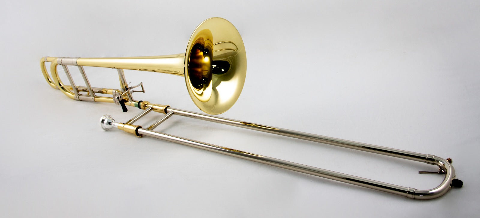 Triumph Series Tenor Trombone with F Attachment / Gold Lacquer ...